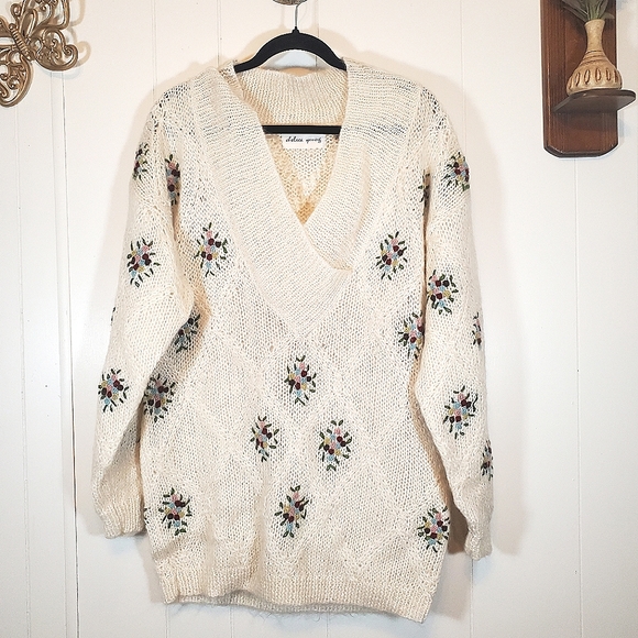 Chelsea Young | Sweaters | Vintage Cottagecore V Neck Floral ...